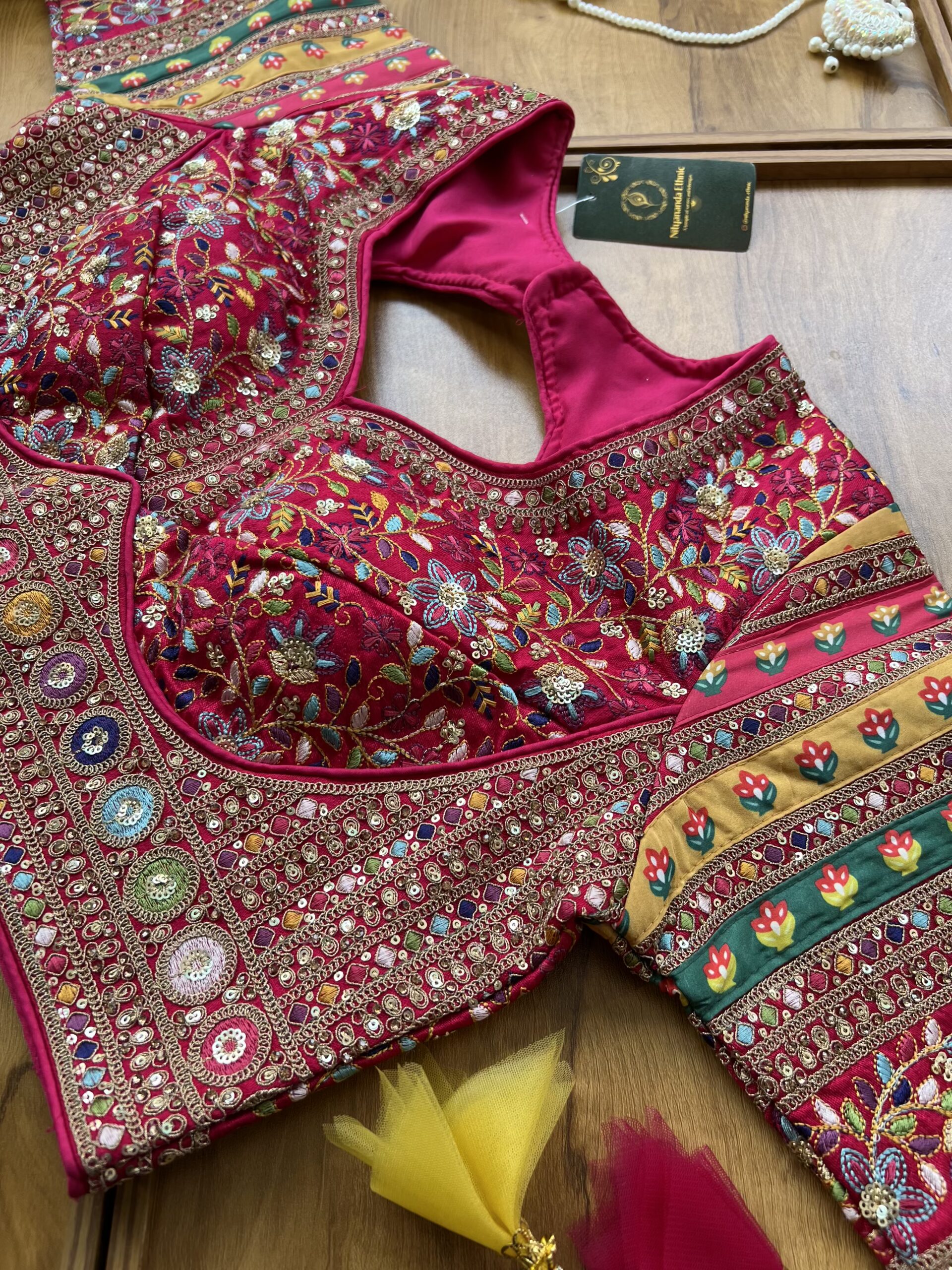 Ivory Maheshwari Silk Khaddi Rangkaat Saree with Stitched Blouse ...